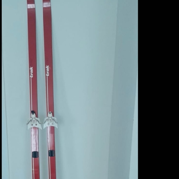Holt | Other | Vintage Skis Trak Spirit Nowax Red Made In Austria ...